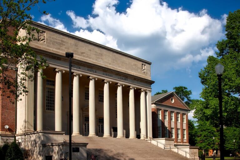 What College Did LeBron James Go To? The Story Behind His NBA Journey ...